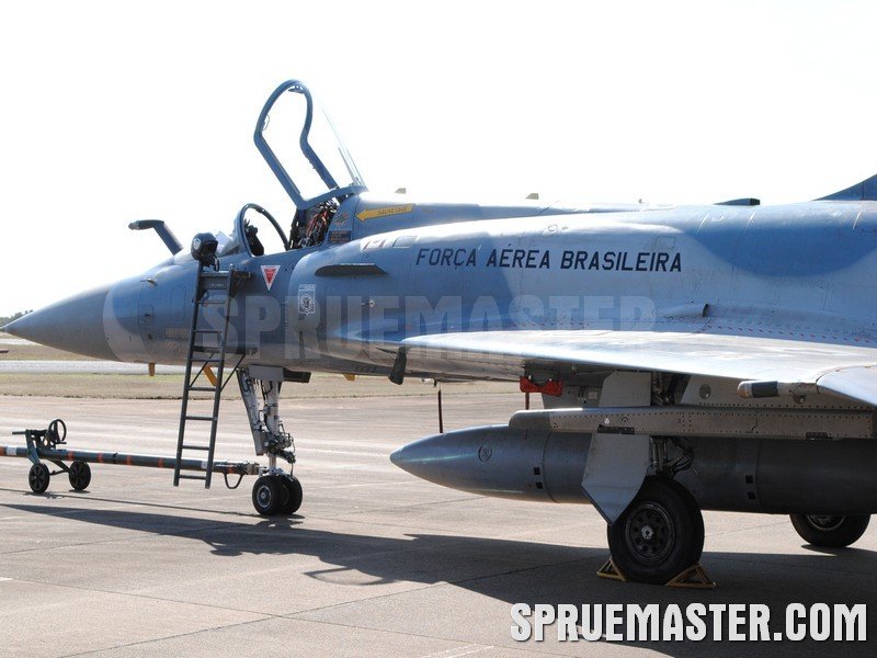 Walkaround - Dassault Mirage 2000C - 1º GDA - FAB - Blog Spruemaster