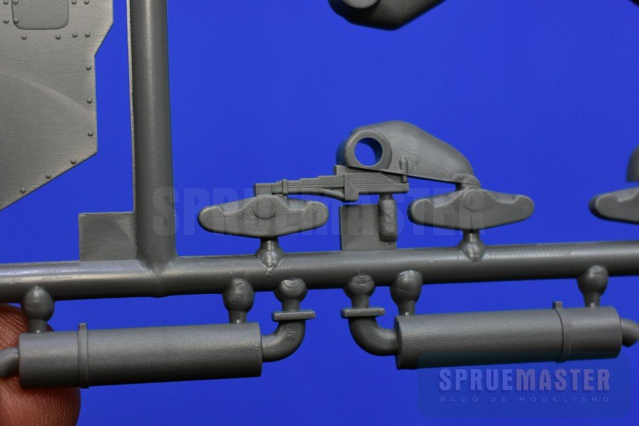 Review 1/35 Vickers E Mk B Tank - Mirage Hobby #35034 - Blog Spruemaster